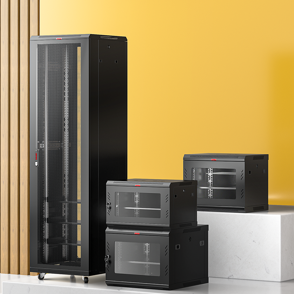 1U Cable Management for Server Racks: Tidy Cabling & Airflow – AMPCOM